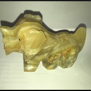 Accents | Vtg Handcarved Onyx Marble Alabaster Dog Figurine | Poshmark